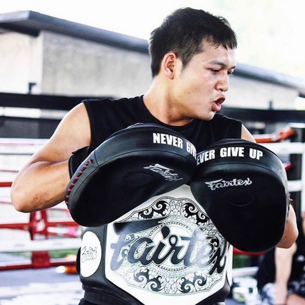 Fairtex BPV2 Lightweight Belly Pad Blue – MMA Fight Store