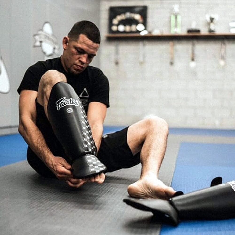 Fairtex SP5 Competition Muay Thai Shin Guards – MMA Fight Store