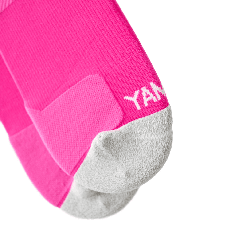 YAMMY Boxing Pink Flux Mid Tech Socks – MMA Fight Store